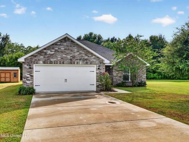 5 Elk Ct, Picayune, MS 39466