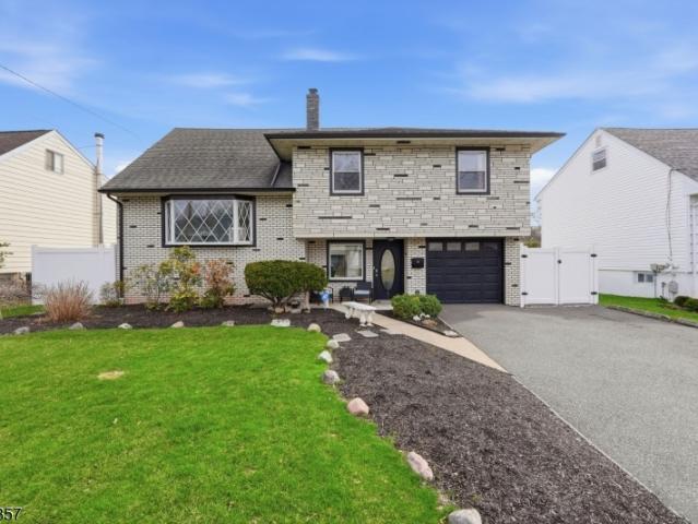 5 Epping Dr, Kenilworth, NJ 07033 | MLS #4016 | Compass