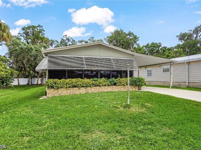 5 Erica St, Alva, FL 33920 | MLS #2026019