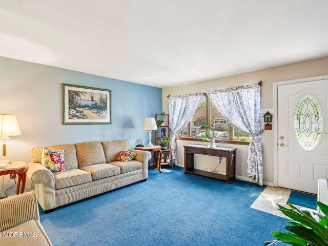 5 Farmdale Road