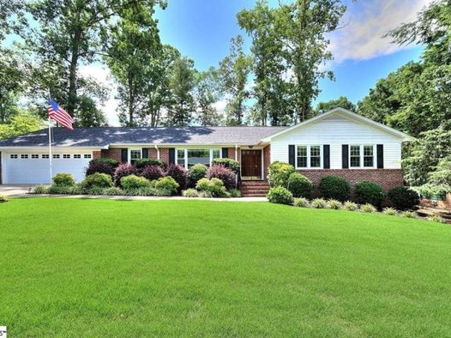 5 Fernwood Dr, Taylors, SC 29687