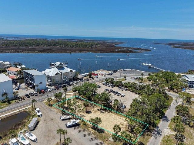 5 First Ave, Steinhatchee, FL 32359