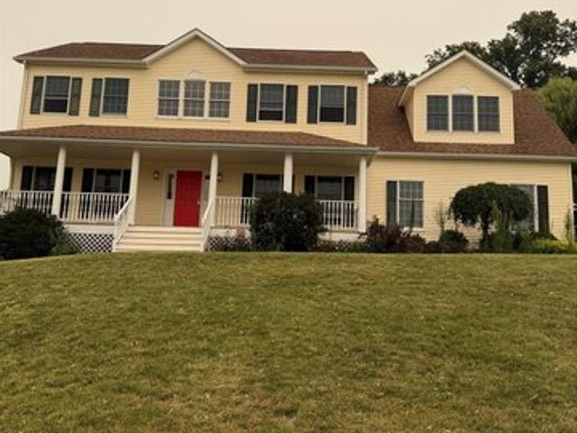 5 Gualtiere Ln, Ossining, NY 10562