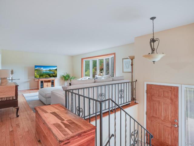 5 Gardineer Road