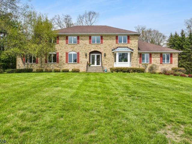 5 Gianna Ct