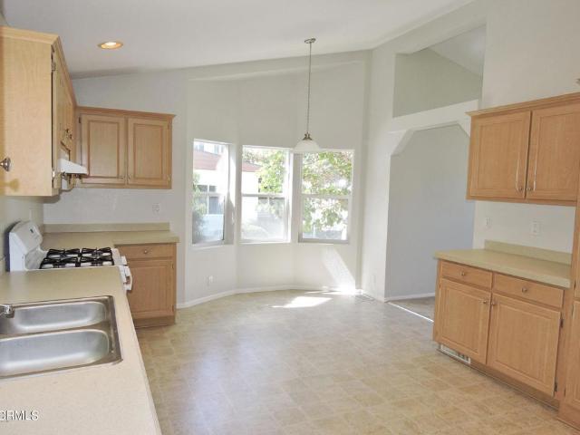 5 Gitana Avenue 150