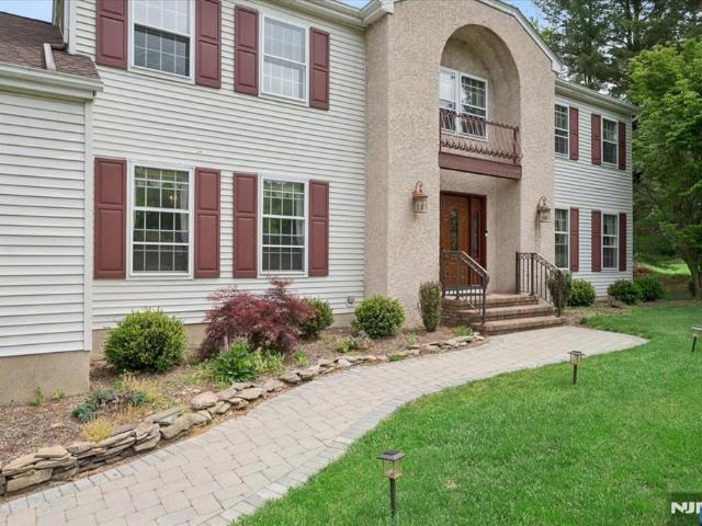 5 Glen Ridge Drive
