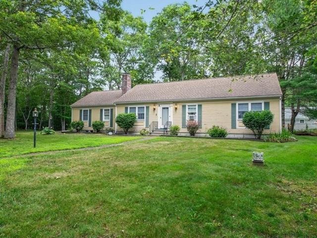 5 Greenview Cir, Sandwich, MA 02563