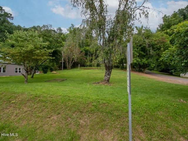5 Hannah Ln, Murphy, NC 28906