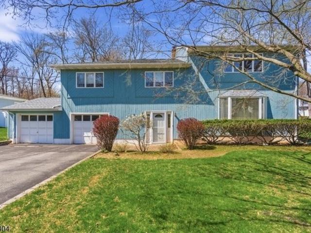 5 Hastings Rd, Parsippany Troy Hills Township, NJ 07950