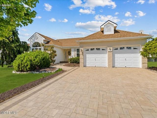 5 Harrow Ct, Toms River, NJ 08757