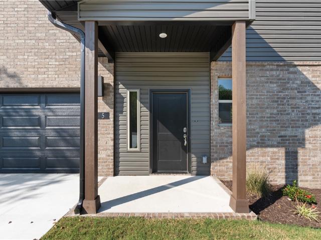5 Hebrides Lane