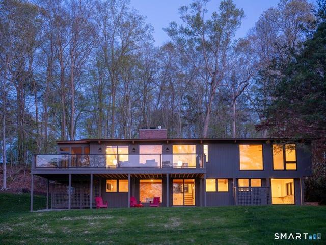 5 Hemlock Dr, Essex, CT 06426