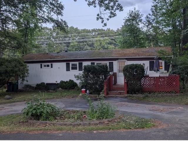 5 Hemlock Haven Rd, Hampton, NH 03842