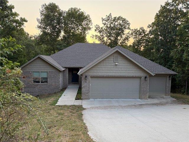 5 Henley Ln, Bella Vista, AR 72714