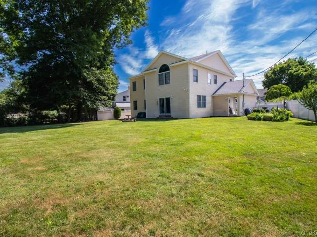5 Hickory Lane