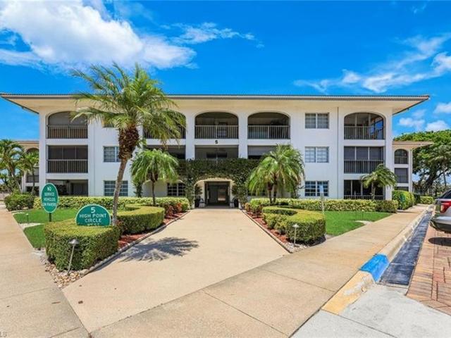 5 High Point Cir W Apt 204, Naples, FL 34103