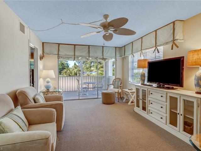 5 High Point Cir W, Unit 211, Naples, FL 34103 | MLS #226012