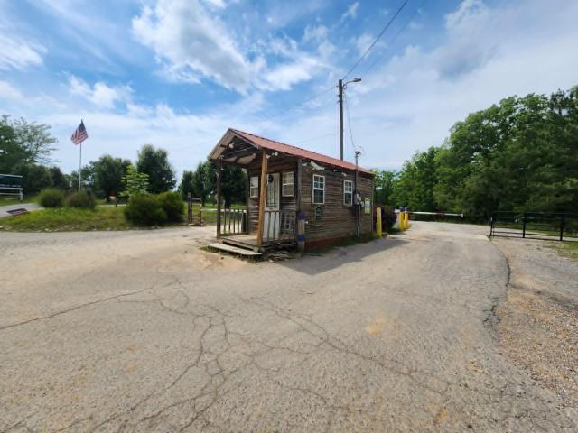 5 Hidden Valley Dr