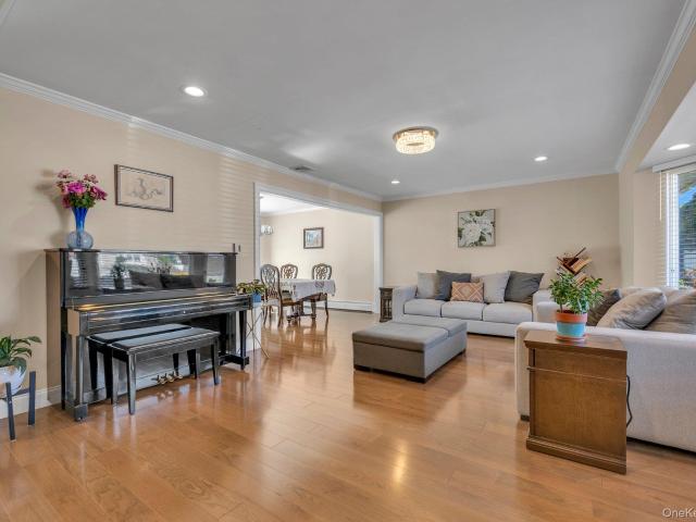 5 Hillvale Road