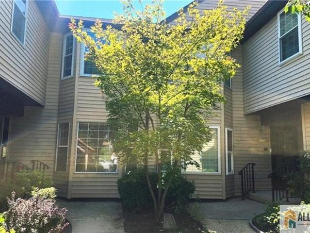 5 Hillsborough Dr Unit 5B, Monroe, NJ 08831