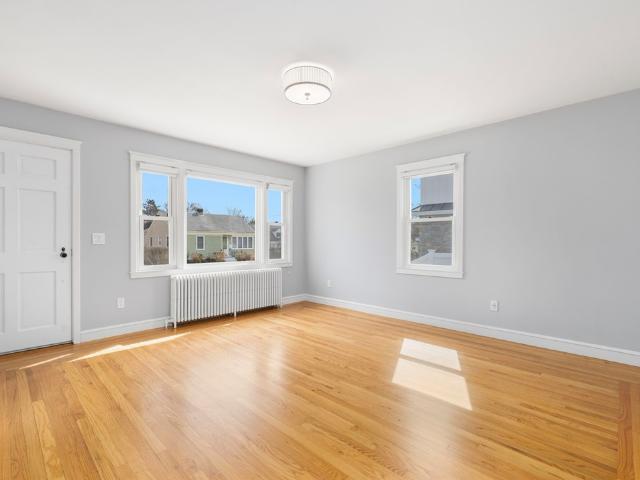 5 Holten Avenue