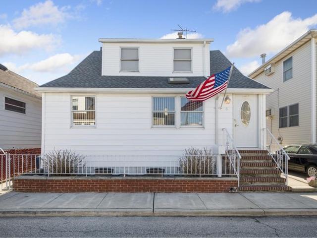 5 Ira Ct, Brooklyn, NY 11229