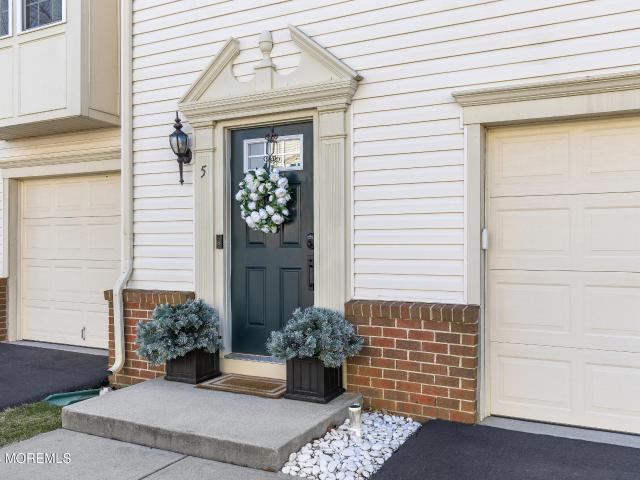 5 Jake Drive