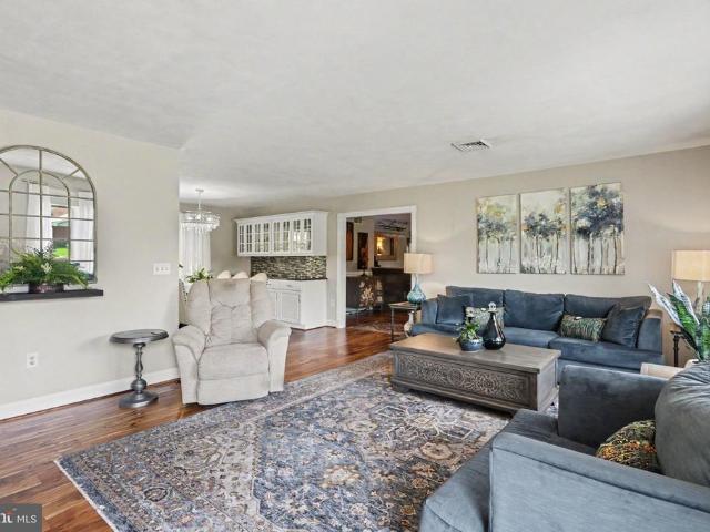 5 Jan Dale Avenue