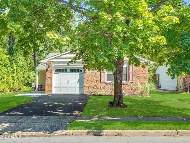 5 Jetty Ct, Brick, NJ 08723