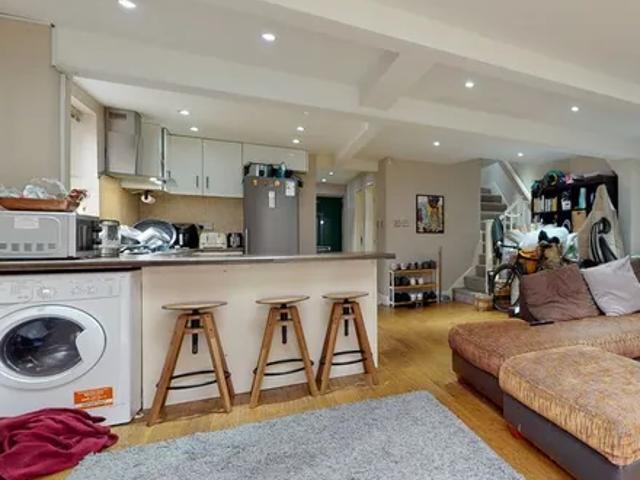5 John Maurice Close, London, SE17 1PY, United Kingdom | 4 bed apartment for rent #167072420 | Rentberry