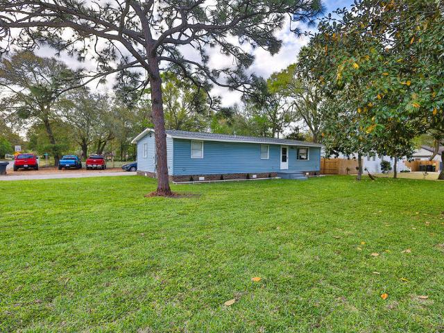 5 Jonquil Ave NW, Fort Walton Beach, FL 32548 | MLS #1000
