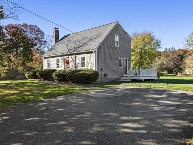 5 Kate Dr, Franklin, MA 02038