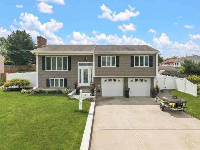 5 Kent Ave, East Providence, RI 02914