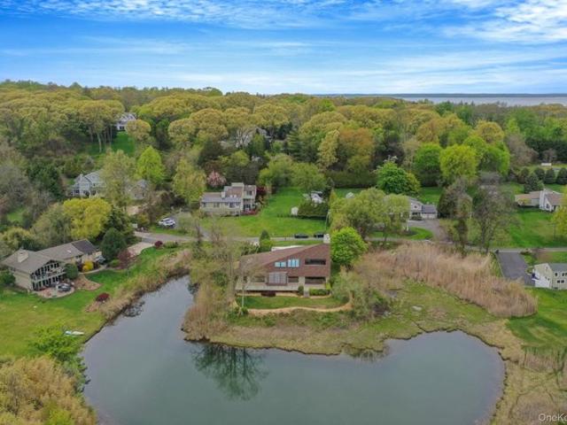 5 Kew Ct, Northport, NY 11768