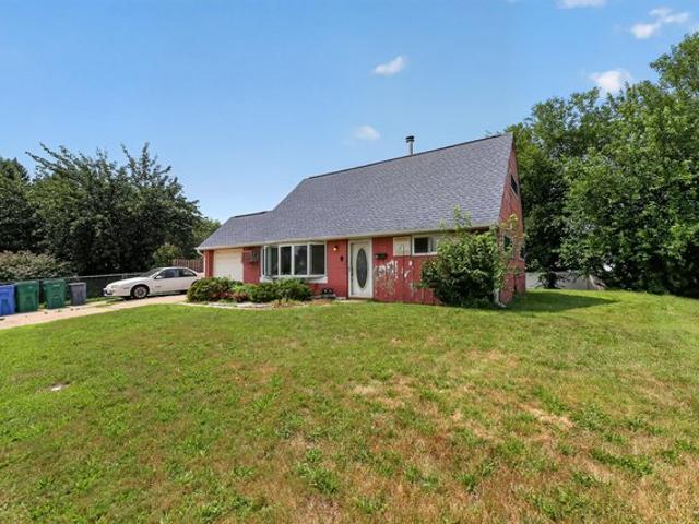 5 Kingwood, Levittown, PA 19055