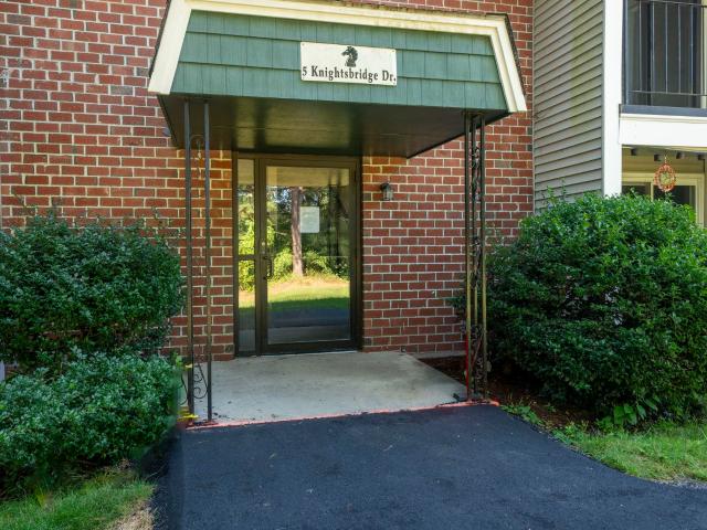5 Knights Bridge Drive # K207