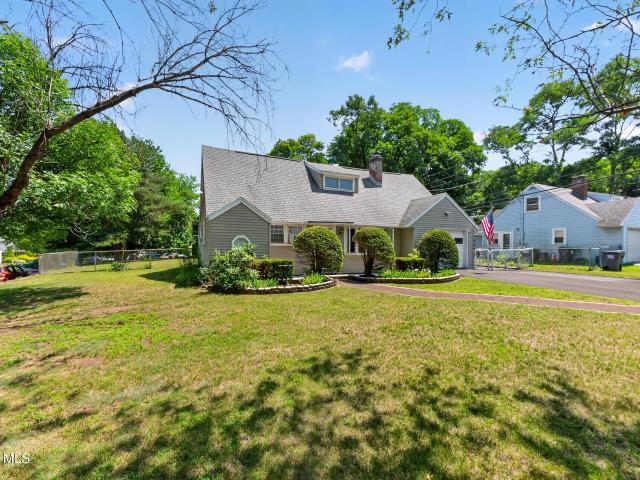 5 Knob Hill Rd