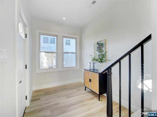 5 Krotik Place
