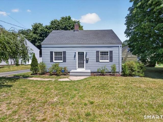 5 Lynmot Rd, Hamden, CT 06514