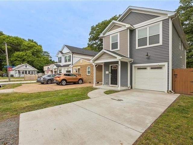 5 Lacrosse St, Hampton, VA 23663