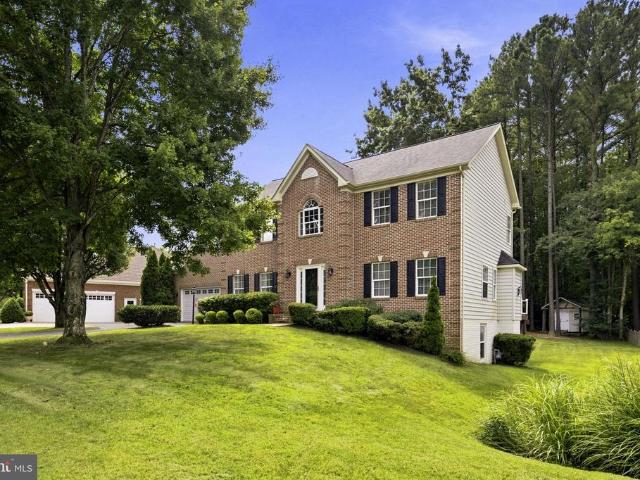 5 Lakewind Lane