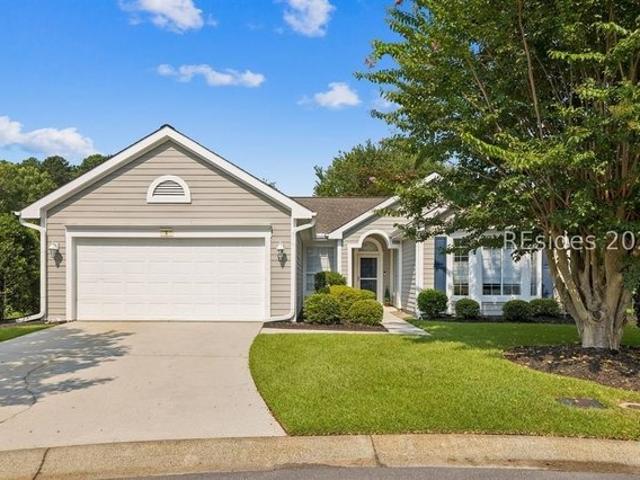 5 Lake Somerset Ct, Bluffton, SC 29909