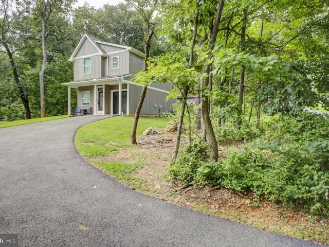 5 Lakeside Trail