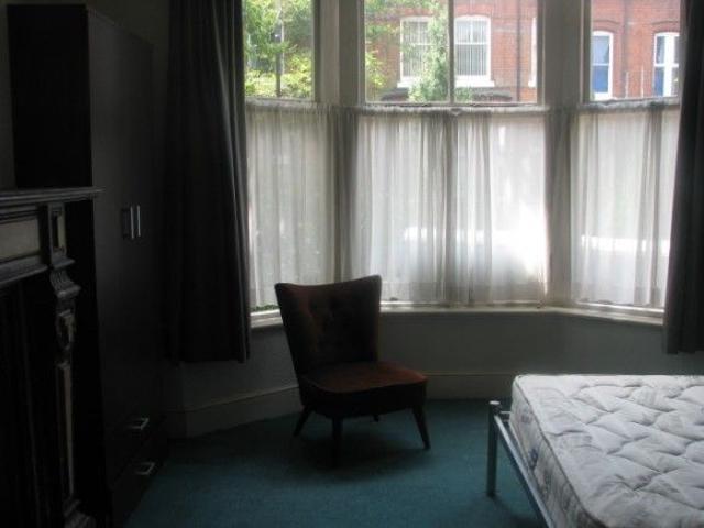 5 large double rooms