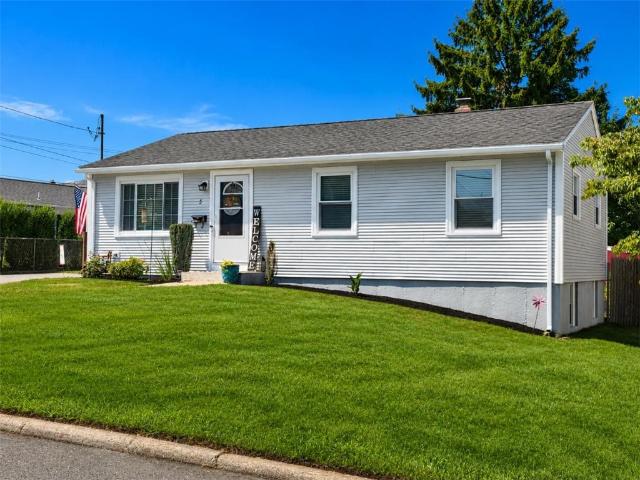 5 Lawrence Drive