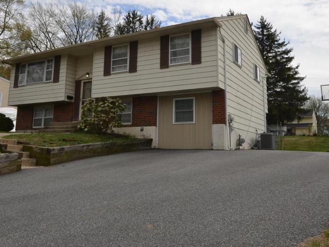 5 Latches Ln, Aston, PA 19014 | MLS #PADE2112 | Compass