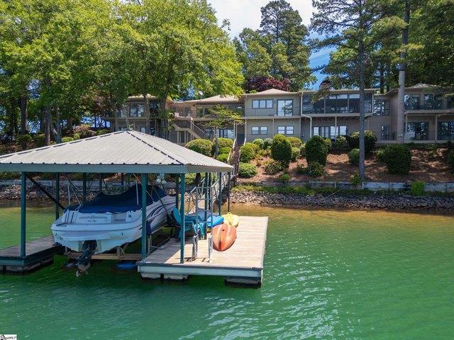 5 Lighthouse Ct, Salem, SC 29676