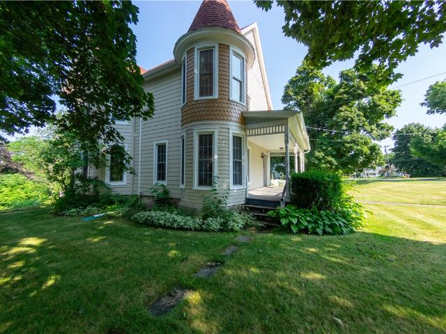 5 Linden Street