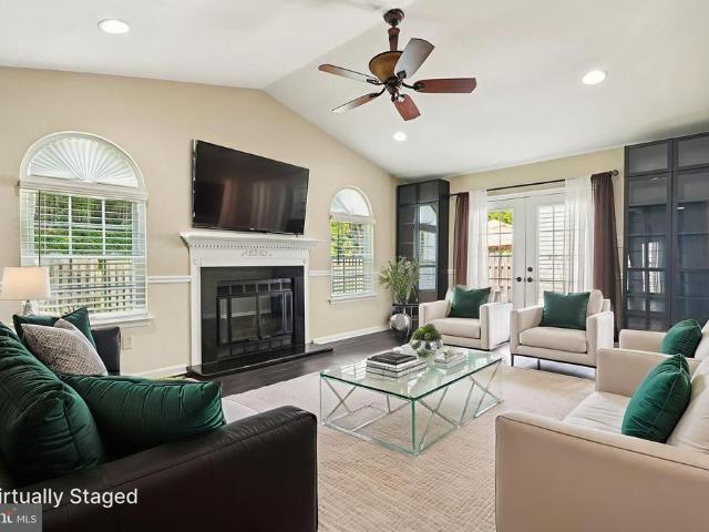 5 Locust Lane